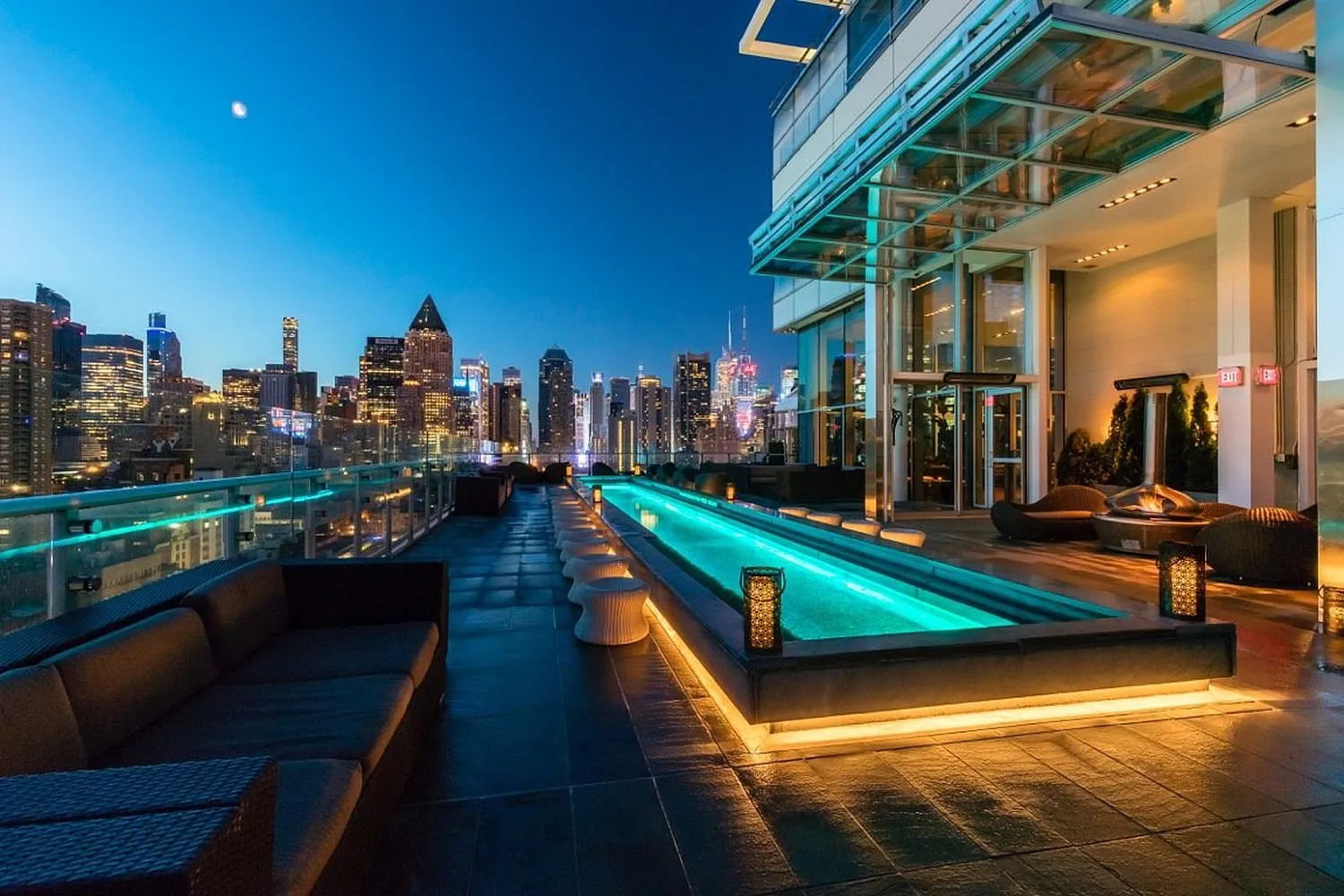 Reservation at Sky Room rooftop - NYC | The World Keys