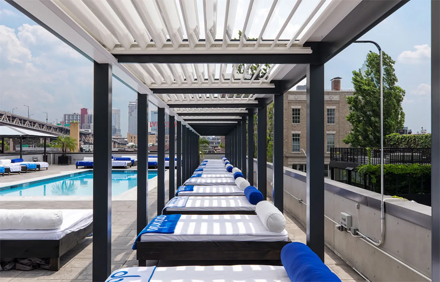 Reservation at Summer Club pool party - NYC | The World Keys