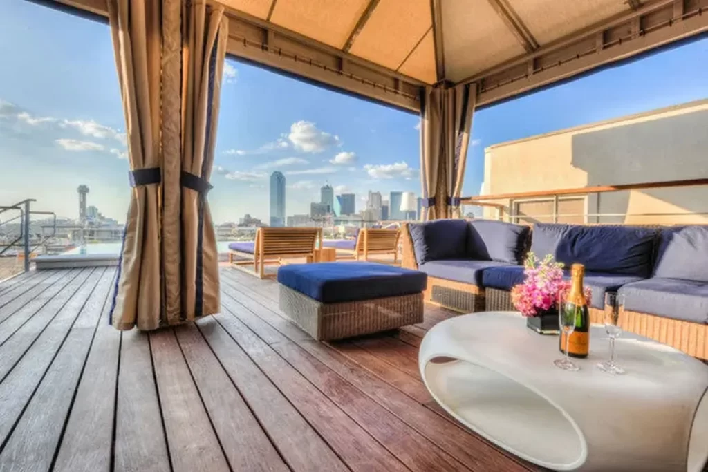 Reservation at THE GALLERY rooftop - Dallas | KEYS