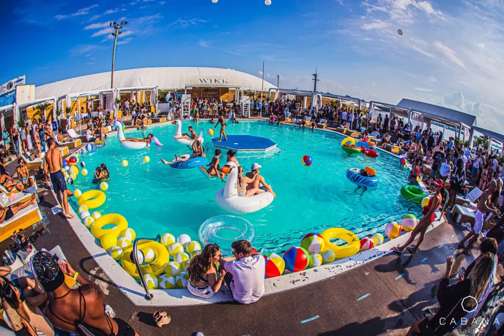 Reservation at CABANA POOLBAR - Toronto | KEYS