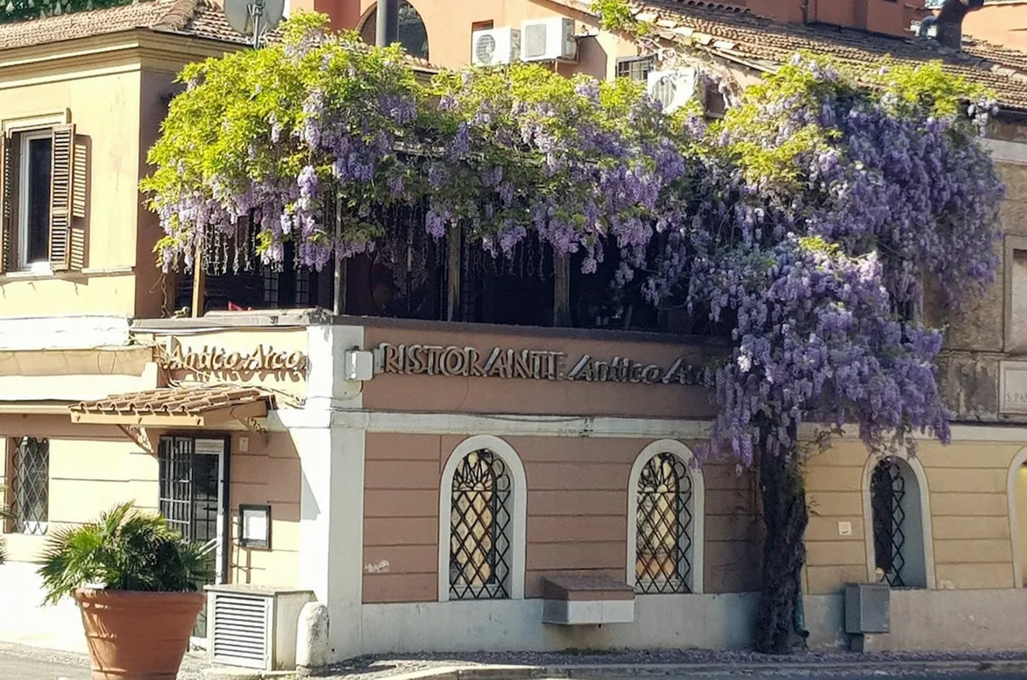 Reservation at ANTICO ARCO restaurant - Roma | KEYS