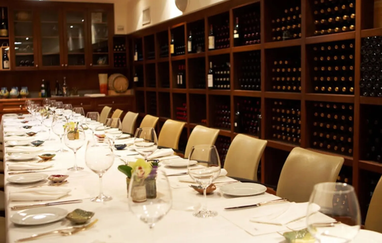 Reservation at Chiado restaurant - Toronto | The World Keys