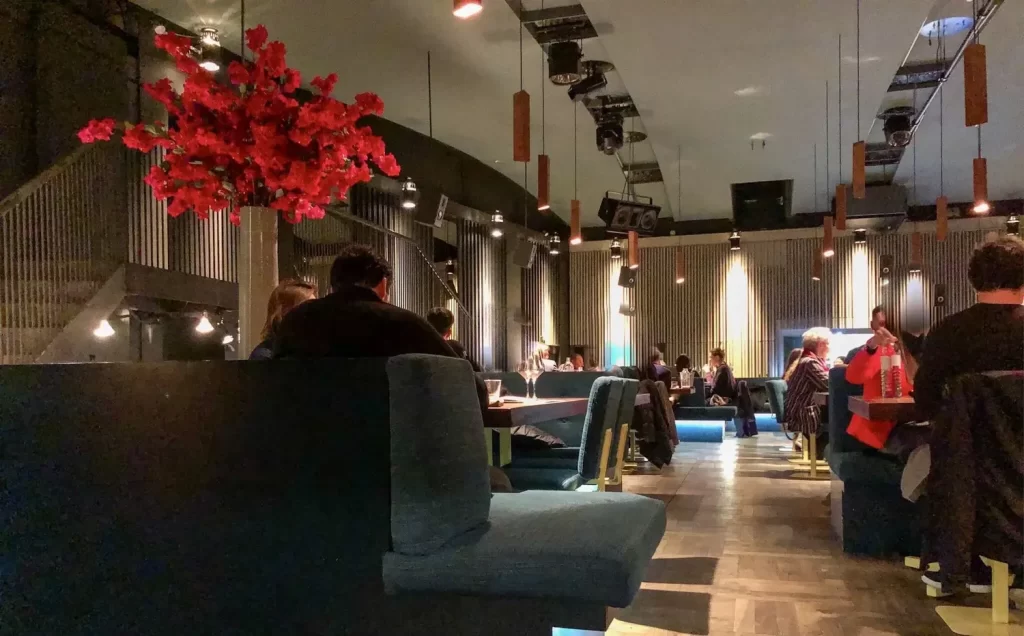 Reservation at CRACKERS restaurant - Berlin | KEYS