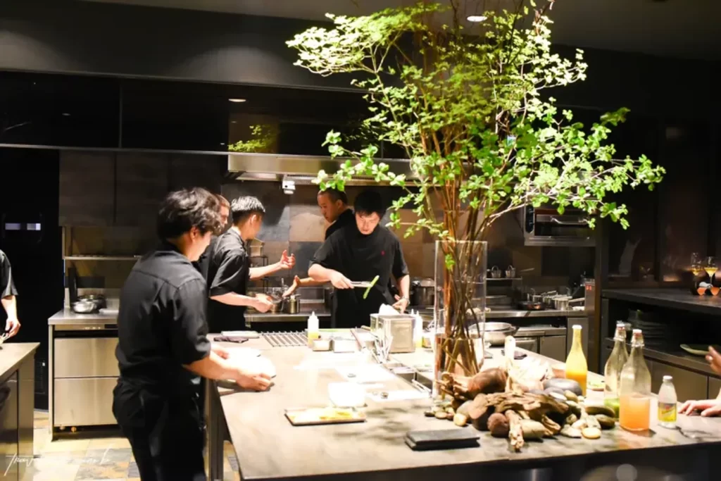 Reservation at FLORILEGE restaurant - Tokyo | KEYS