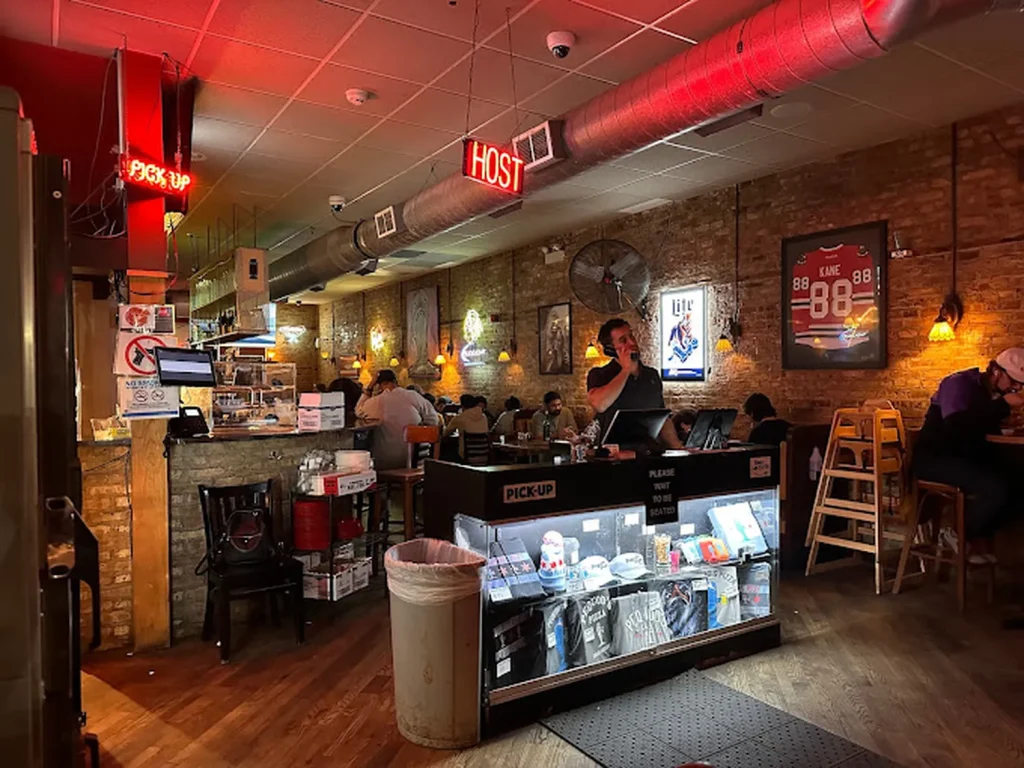 Reservation at PEQUOD'S restaurant - Chicago | KEYS