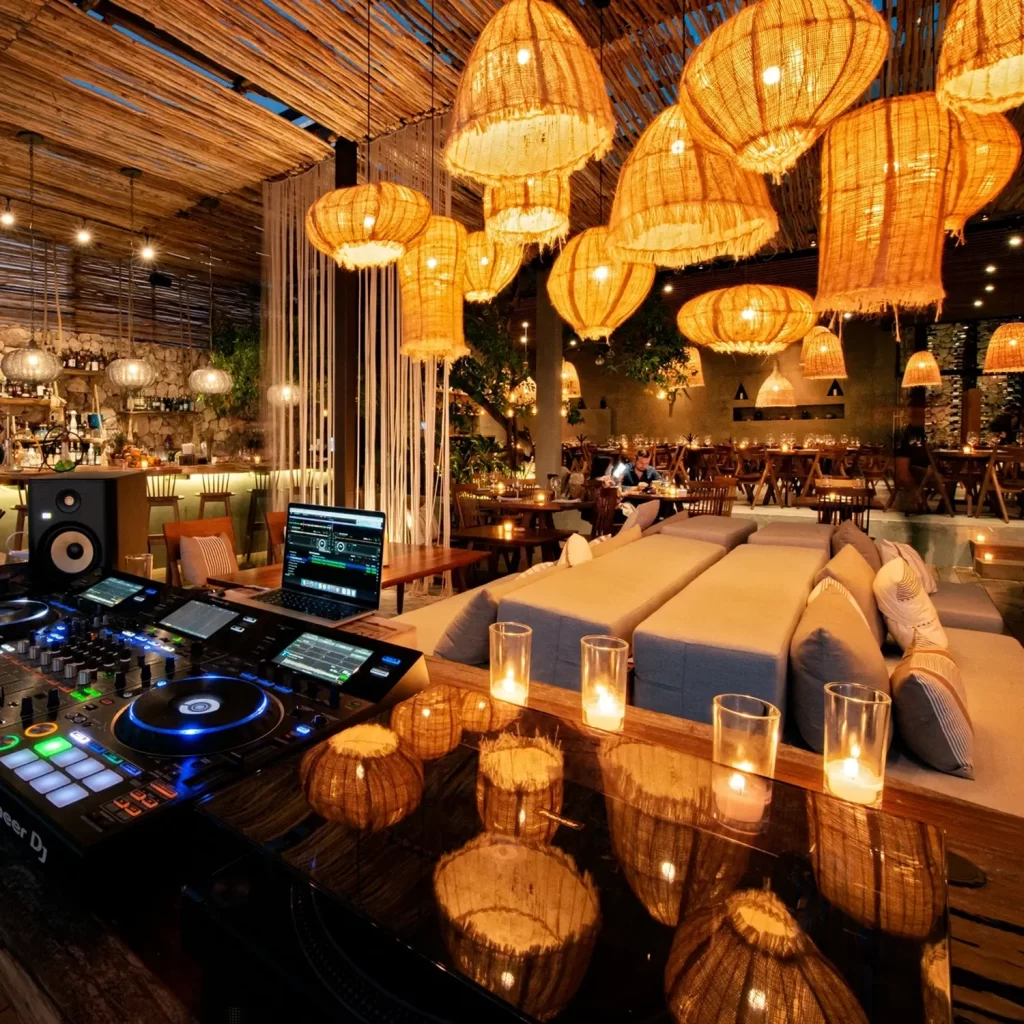 Reservation at Taboo restaurant - Cancun | The World Keys