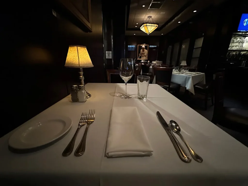 Reservation at THE CAPITAL GRILLE restaurant - Austin | KEYS
