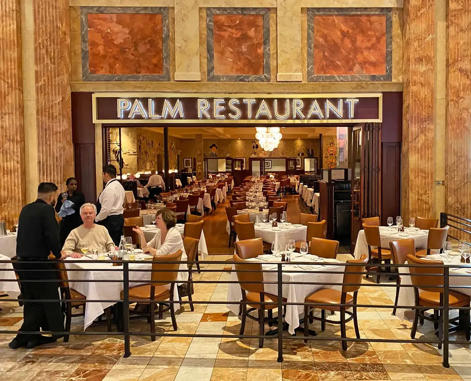 Reservation at The Palm restaurant - Las Vegas | The World Keys