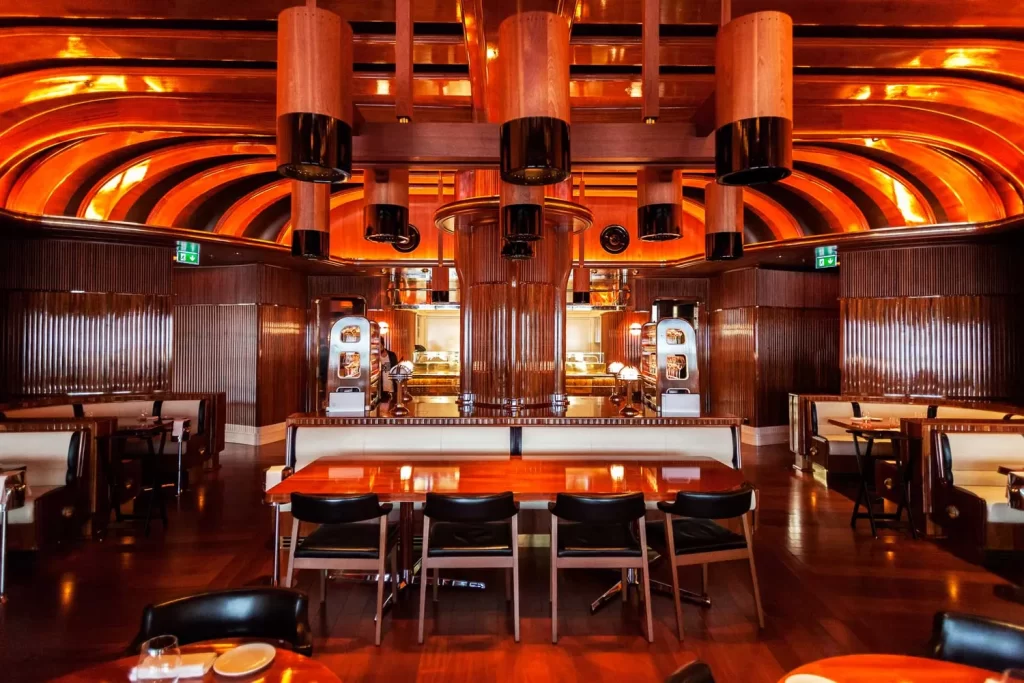 Reservation at The Stage restaurant - Milano | KEYS