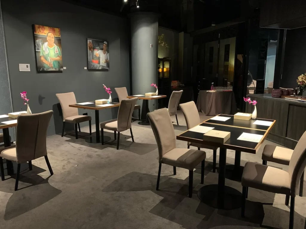 Reservation at LABYRINTH restaurant - Singapore | KEYS