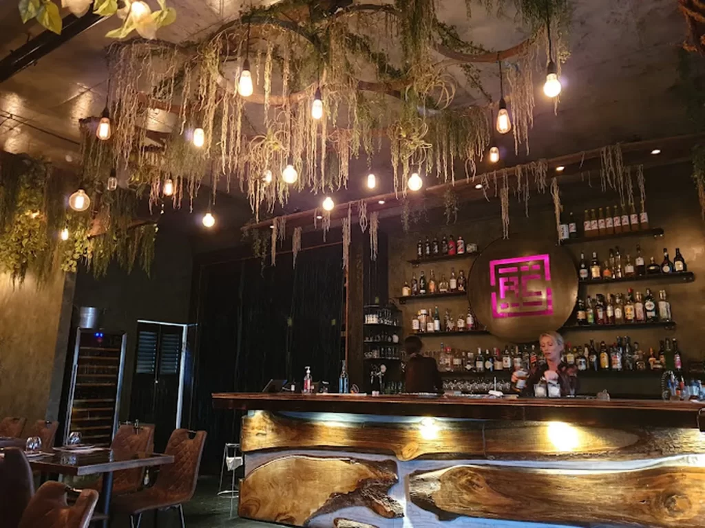 Reservation at ALLY CHOW restaurant - Gold Coast | KEYS