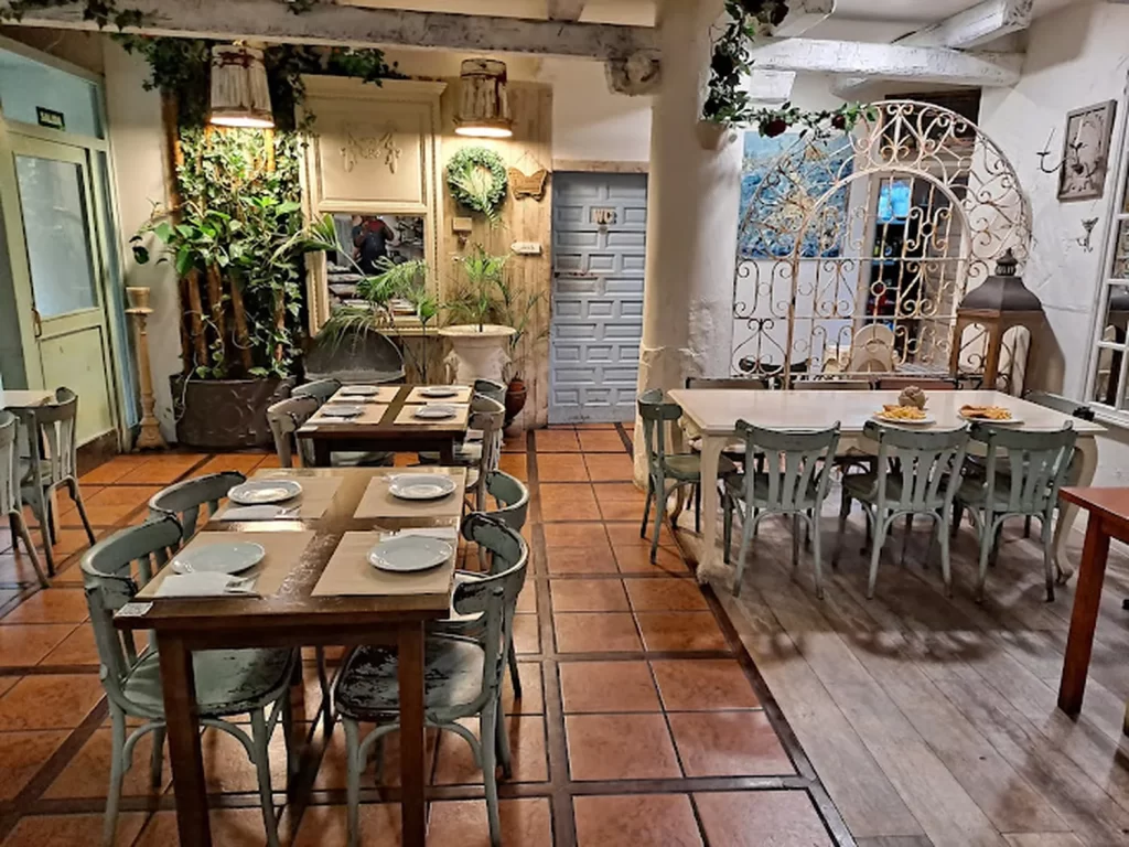 Reservation at LA BOTANA restaurant - Mallorca | KEYS