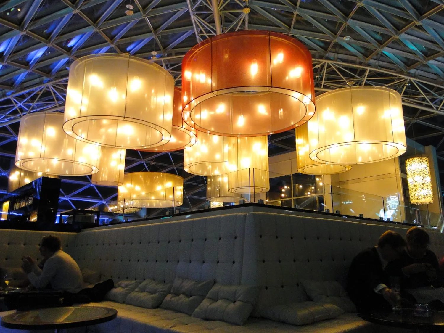 Reservation at O2 Lounge restaurant - Moscow | KEYS