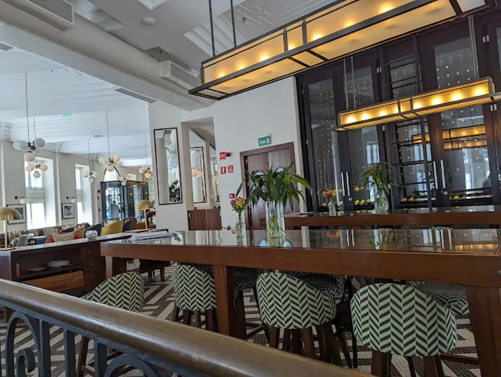 Reservation at OMI restaurant - Salvador | KEYS