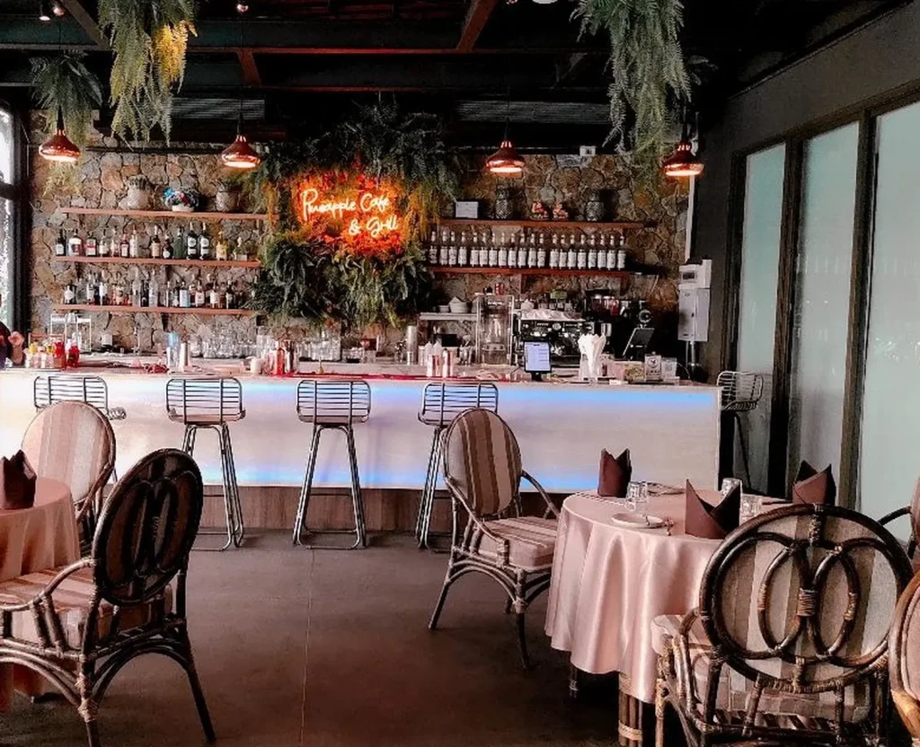 Reservation at PINEAPPLE restaurant - Pattaya | KEYS