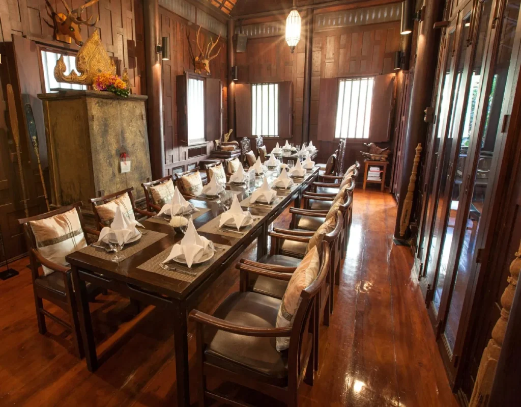 Reservation at RUEN URAI restaurant - Bangkok | KEYS