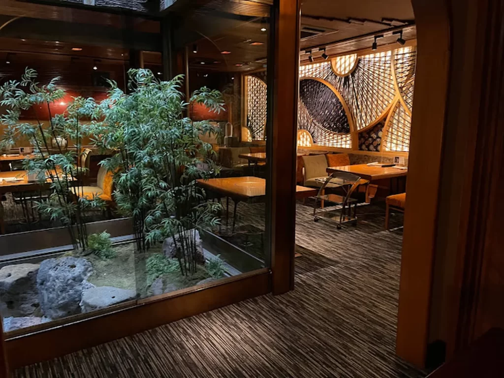 Reservation at SERYNA restaurant - Tokyo | KEYS