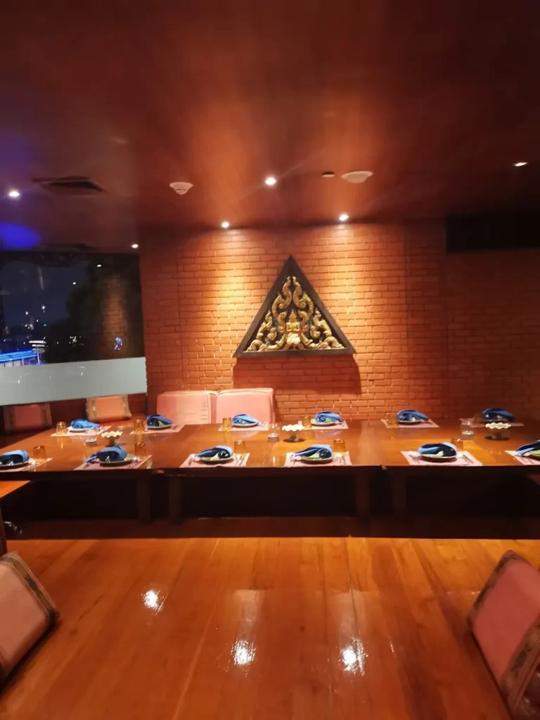 Reservation at THARA THONG restaurant - Bangkok | KEYS