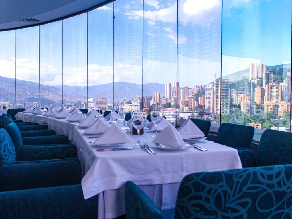 Reservation at TONY ROMA'S restaurant - Medellin | KEYS