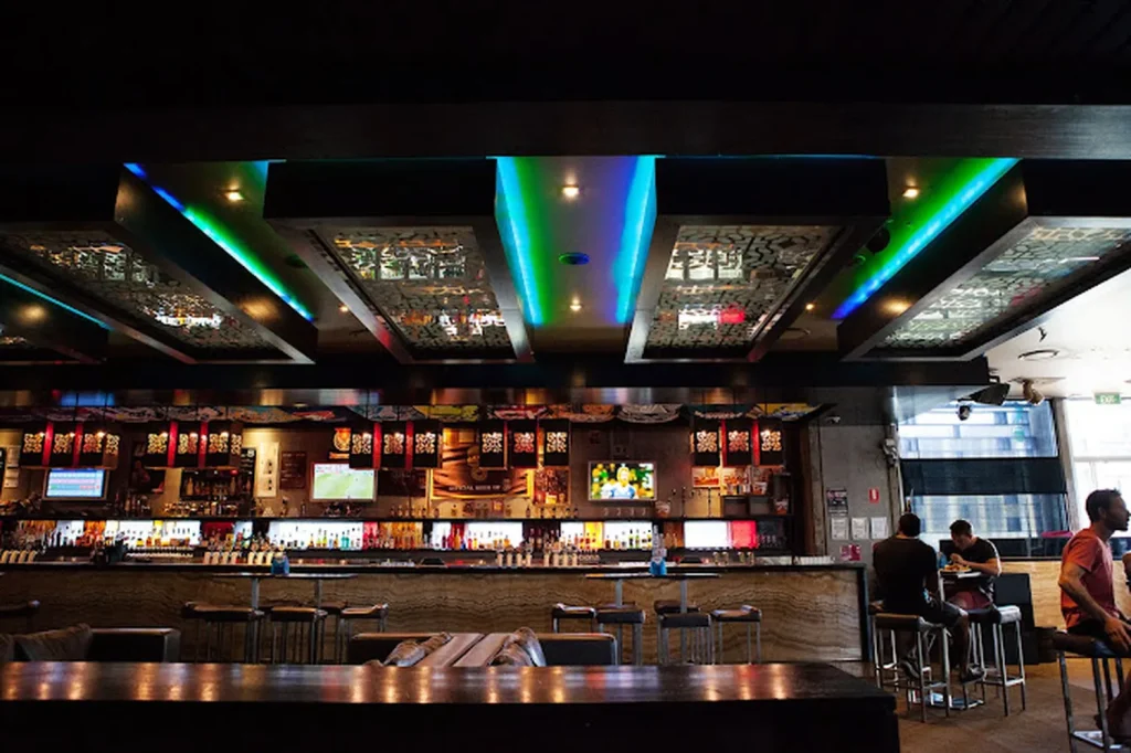 Reservation at VARSITY restaurant - Gold Coast | KEYS