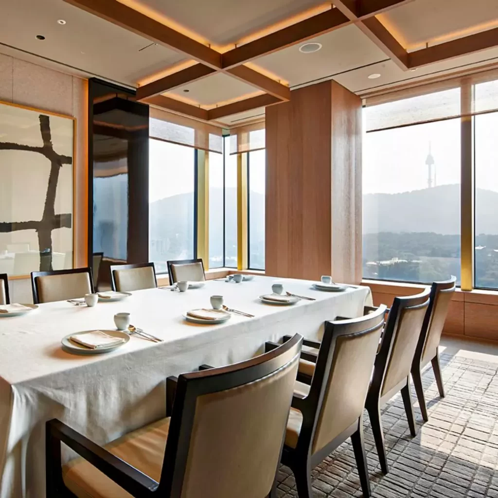 Reservation at LA YEON restaurant - Seoul | KEYS