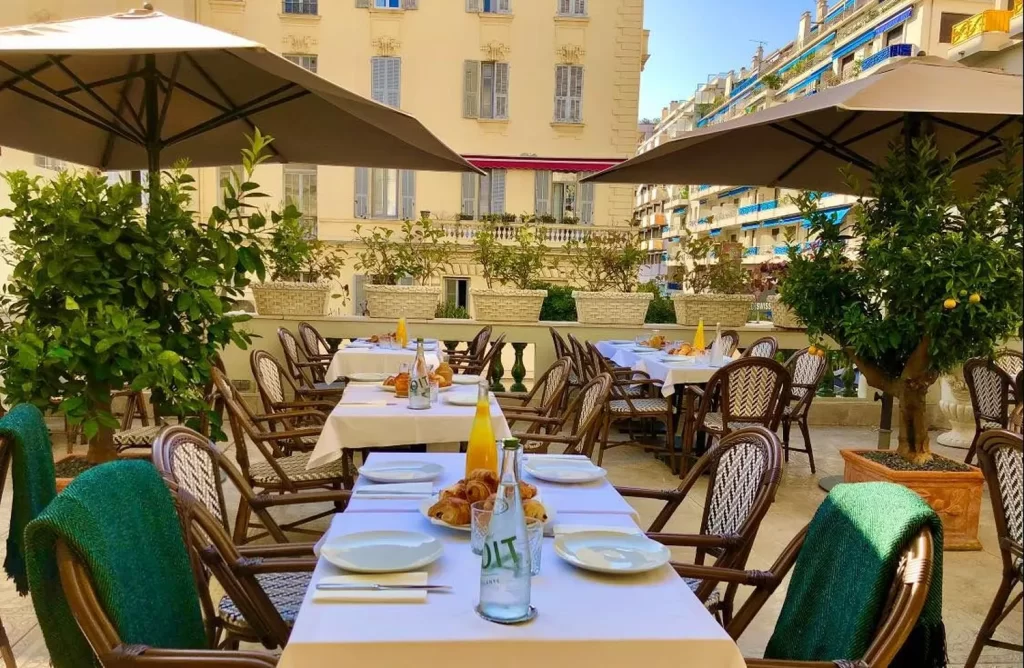 Reservation at LE GRAND CAFE restaurant - Nice | KEYS