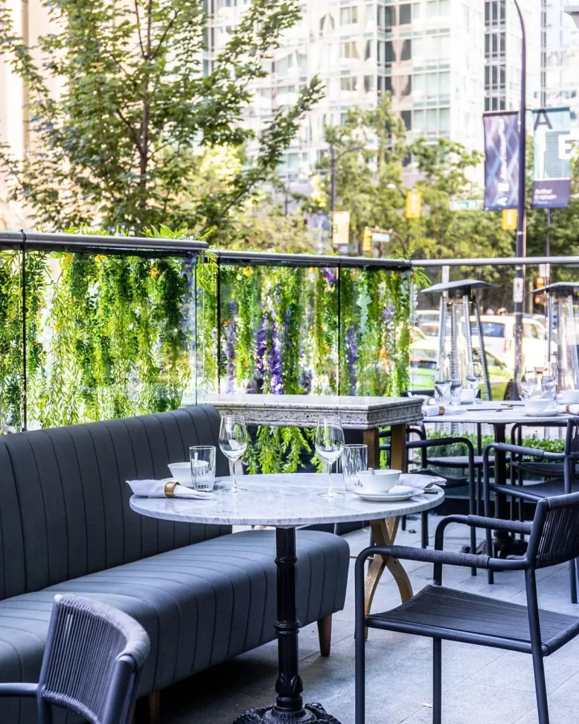 Reservation at MOTT 32 restaurant - Vancouver | KEYS