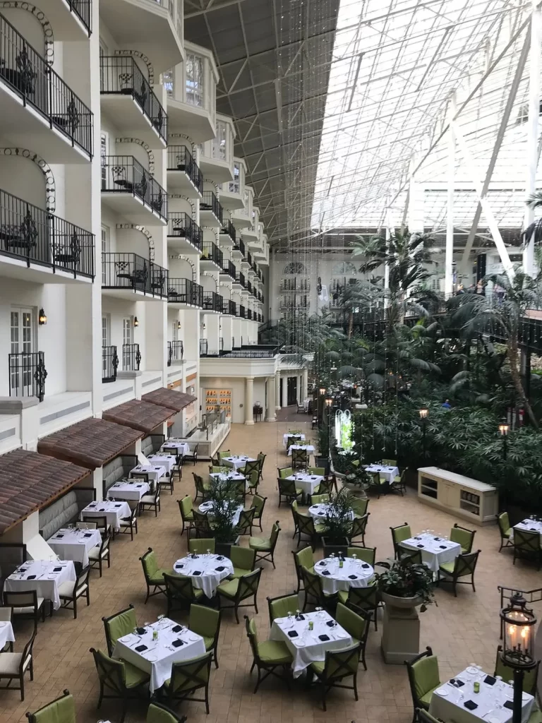 Reservation at RAVELLO restaurant - Nashville | KEYS