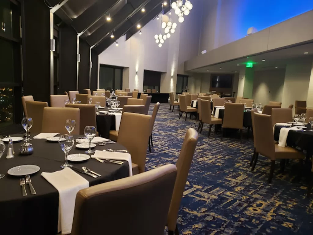 Reservation at SKYLINE restaurant - Indianapolis | KEYS