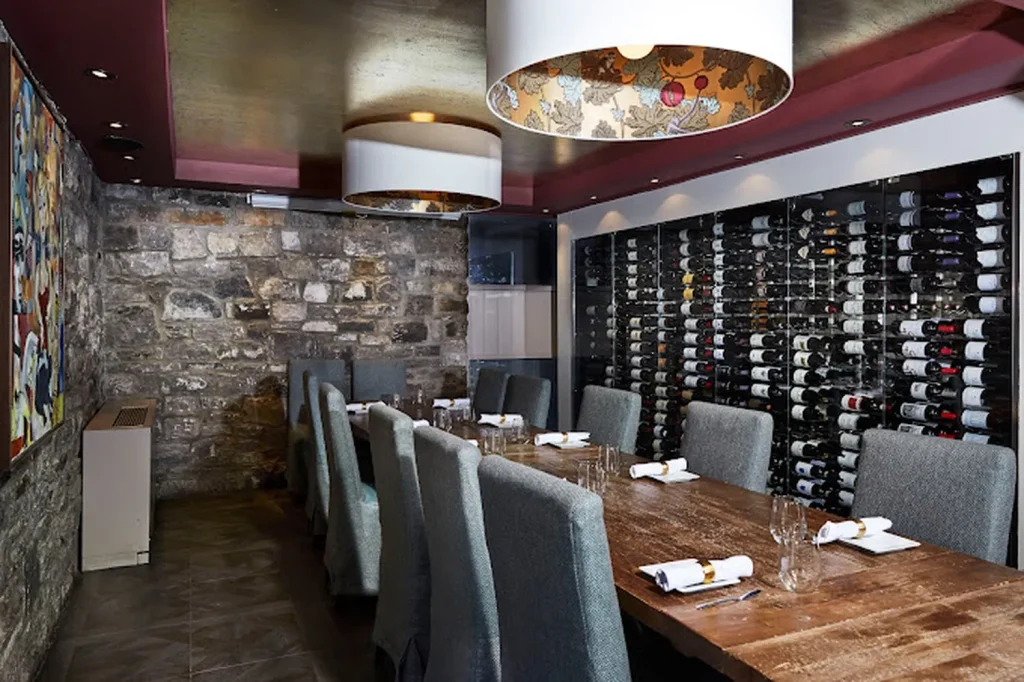 Reservation at SOCIAL restaurant - Ottawa | KEYS