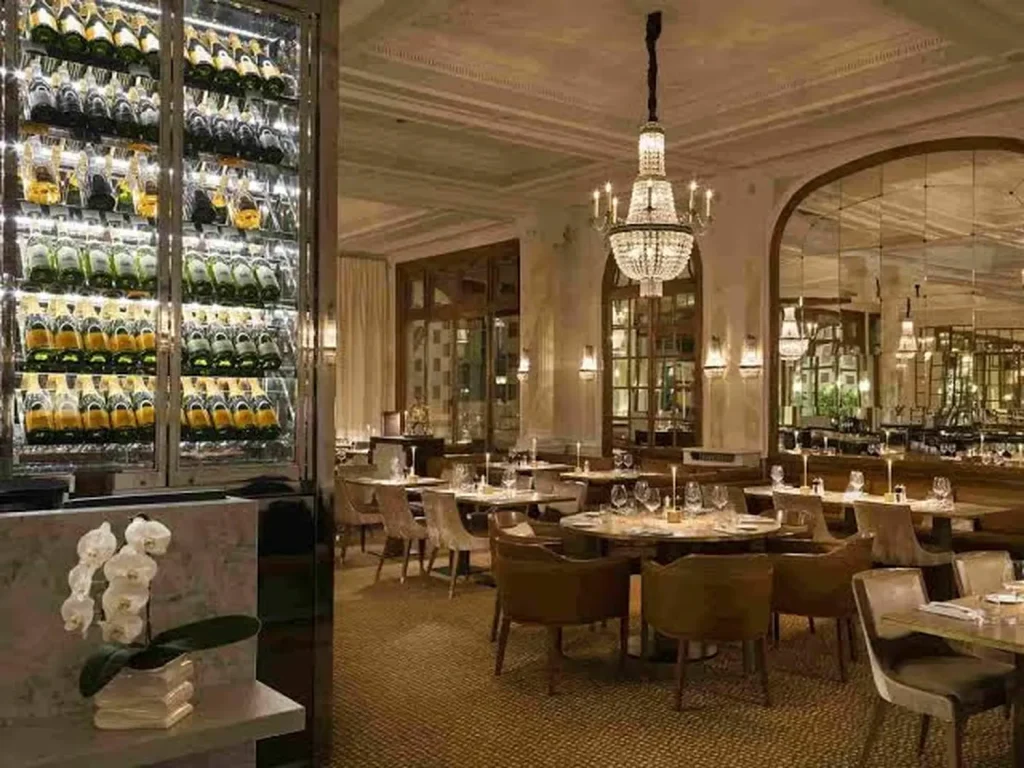 Reservation at LE BAR DU NORMANDY - Deauville | KEYS